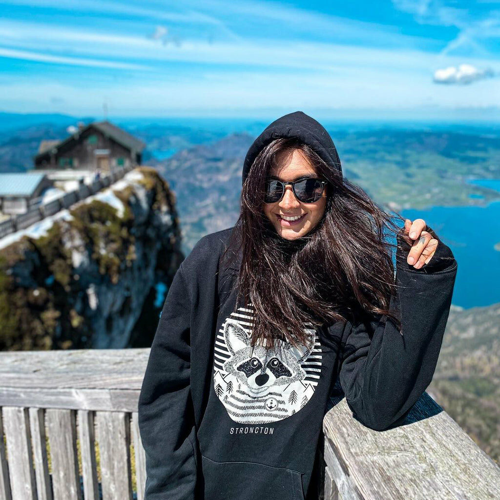 Stroncton Flagship Sale - DATA ROCKS